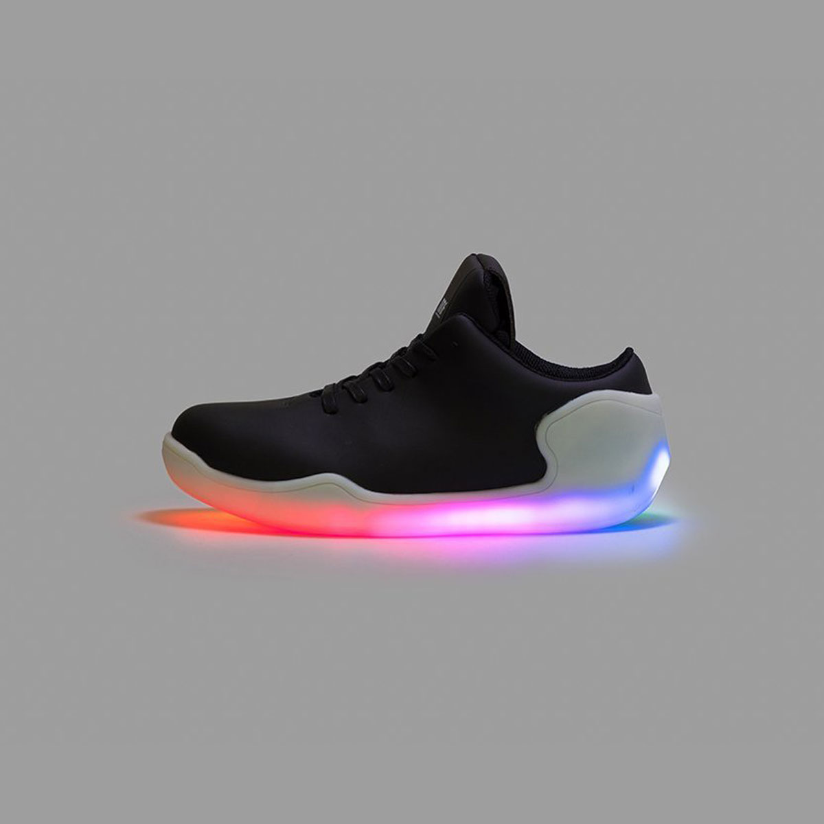 Orphe Luminous Smart FootwearOrphe Luminous Smart Footwear - OFour