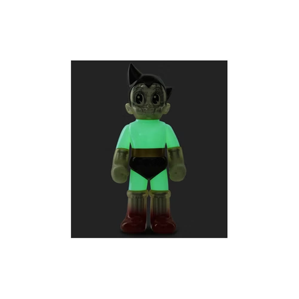 Astro Boy Big Scale Limted Figure GlowAstro Boy Big Scale Limted Figure ...