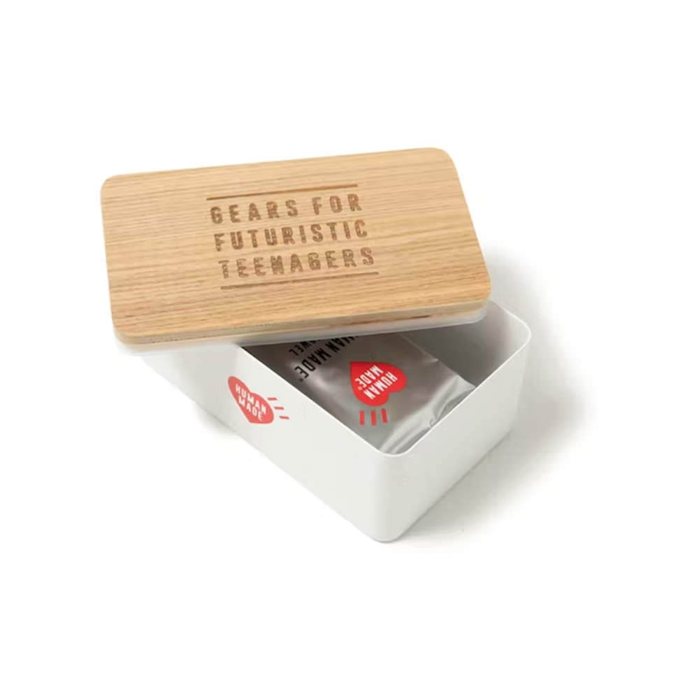 Human Made Wet Sheet Case WhiteHuman Made Wet Sheet Case White - OFour