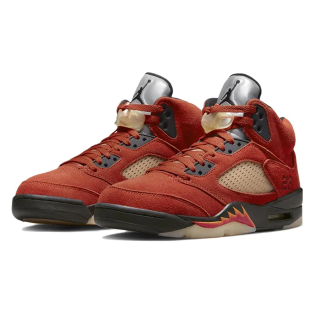 Jordan 5 Retro Dunk on Mars (Women’s)Jordan 5 Retro Dunk on Mars (Women ...
