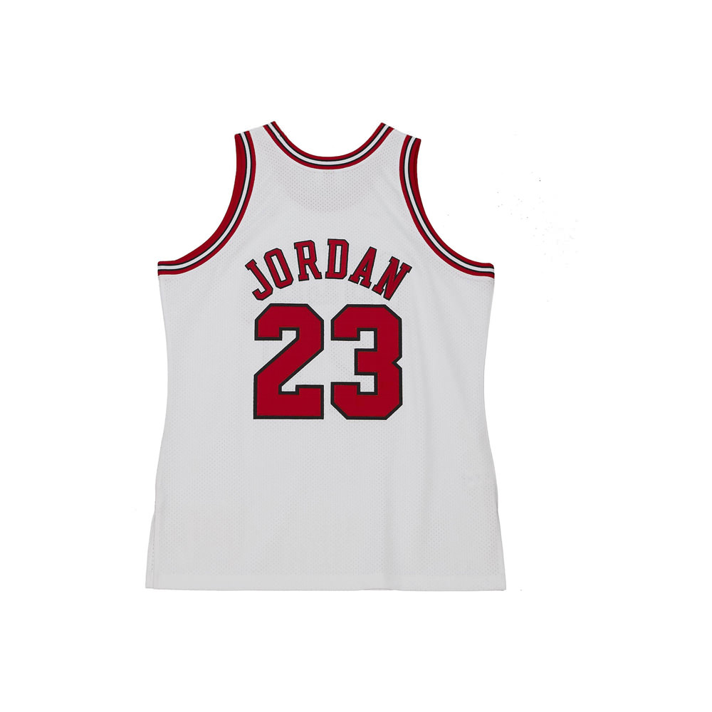 Mitchell & Ness Michael Jordan Chicago Bulls Finals 1997-98 Home Authentic NBA Jersey White/Red ...